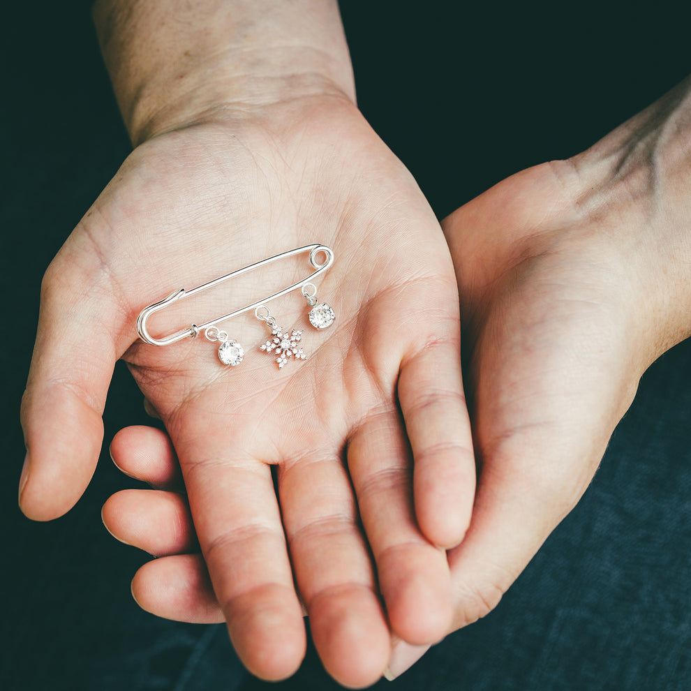 Silver Snowflake Pin, Christmas Gift Idea for Women, Coat or Scarf Pin ...